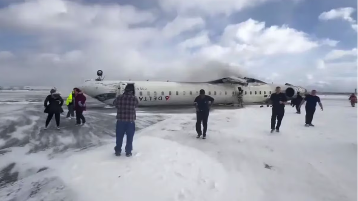 VIDEO: Avión de Delta Air Lines sufre accidente al aterrizar en Toronto
