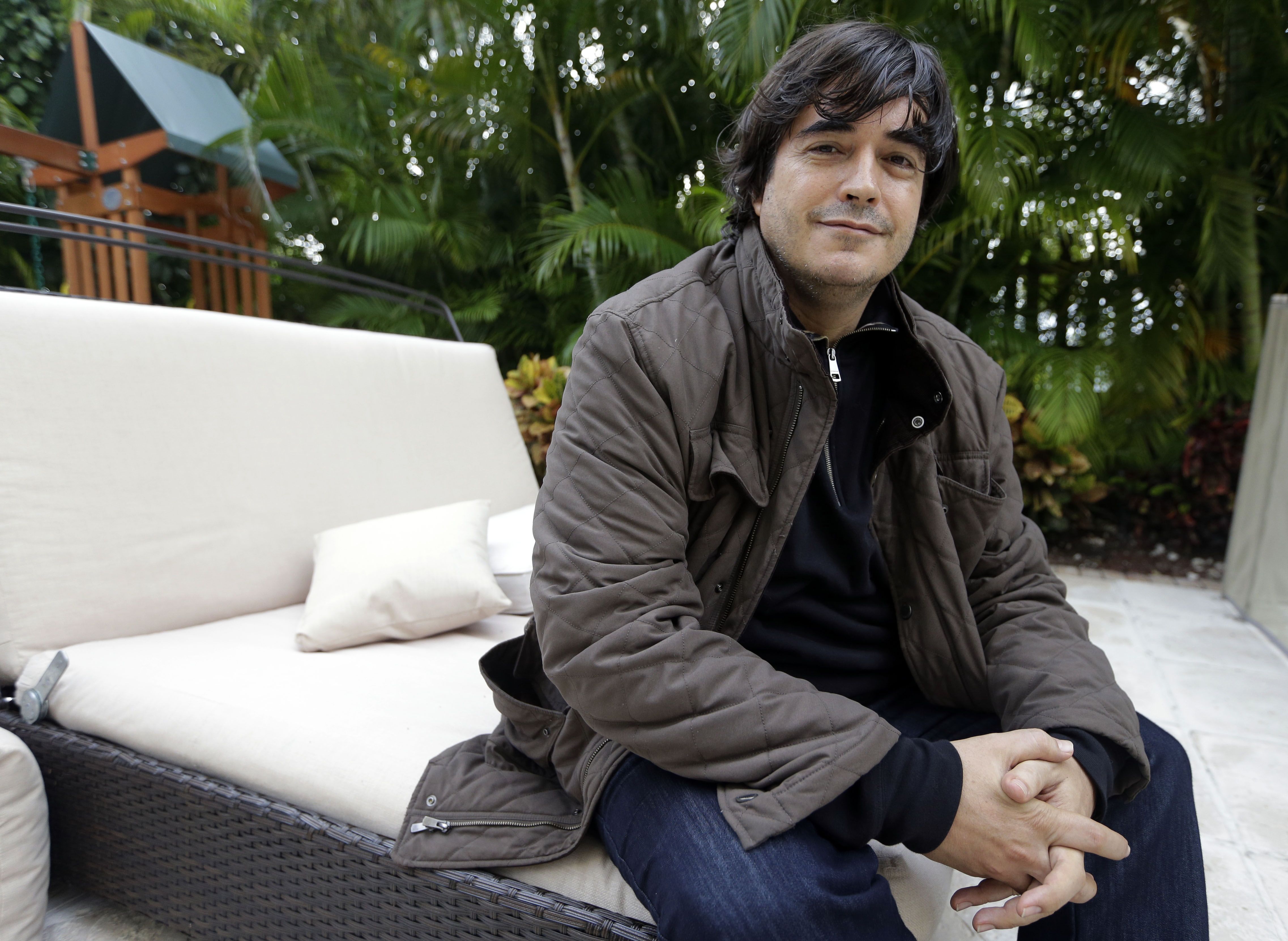 Jaime Bayly pide perdón con su nueva novela