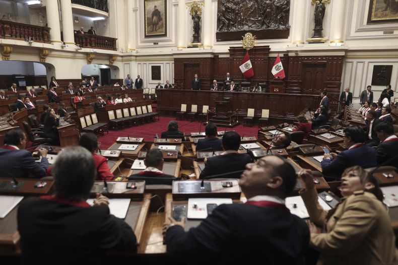 Congreso de Perú aprueba retorno a bicameralidad en 2026 tras décadas ...