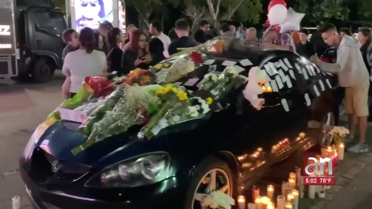 Familiares y amigos le dan el último adiós a Frank Ordóñez, el joven ...