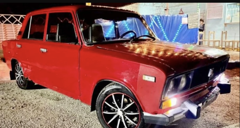 Familia cubana recupera auto Lada robado en La Habana