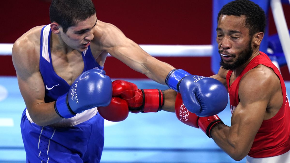 Batyrgaziev, primer boxeador profesional con un oro olímpico