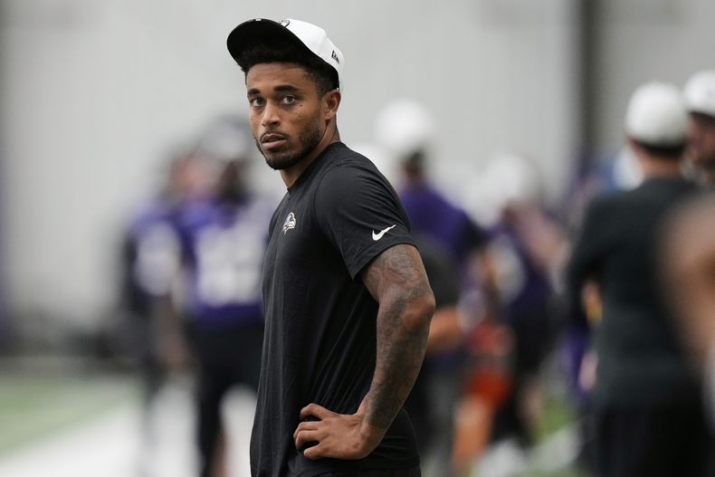 Jaire Alexander se une a los Ravens después de ser liberado por los Packers