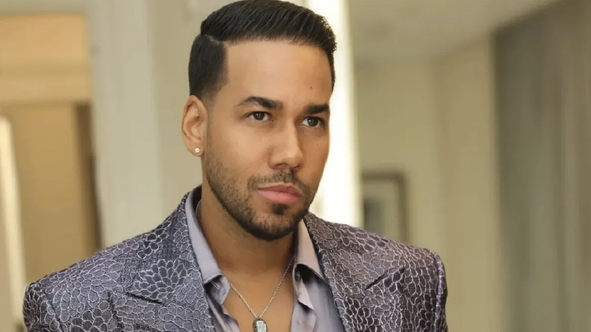 Romeo Santos publica video sexual para promocionar canción