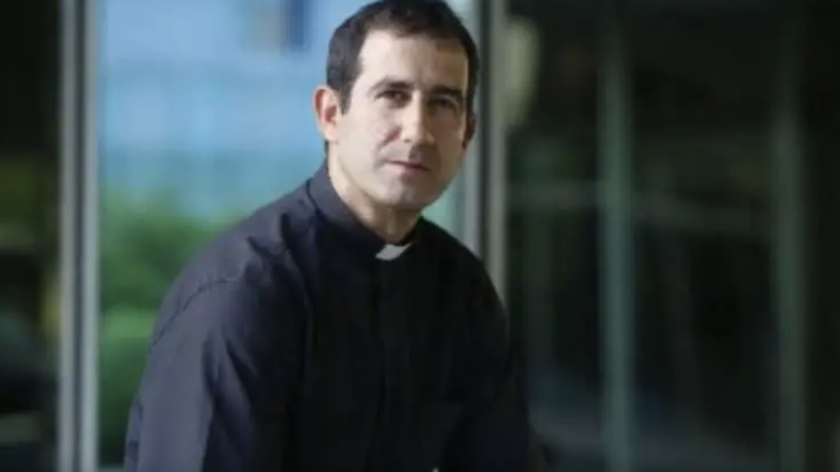 Sacerdote católico asegura que protestas como las del 11 de julio están ...