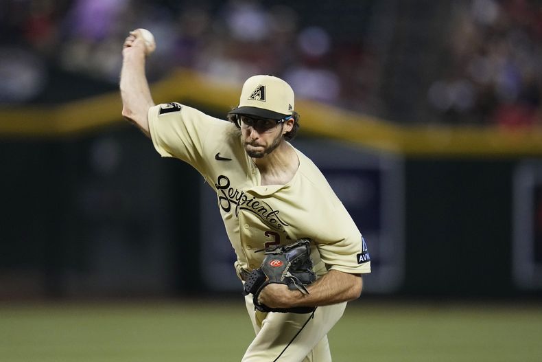 Gallen poncha a 7 y Diamondbacks vencen 5-1 a Guardianes