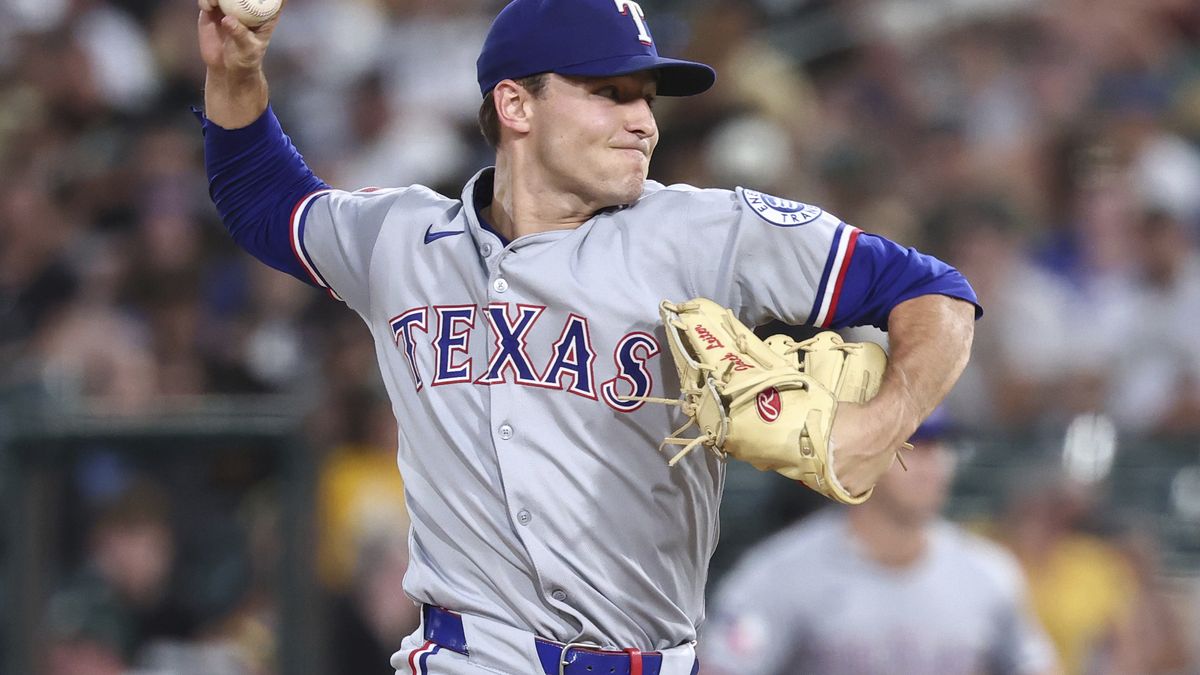 Rangers superan a Atléticos por 5-2 con jonrones de Heim y Helman