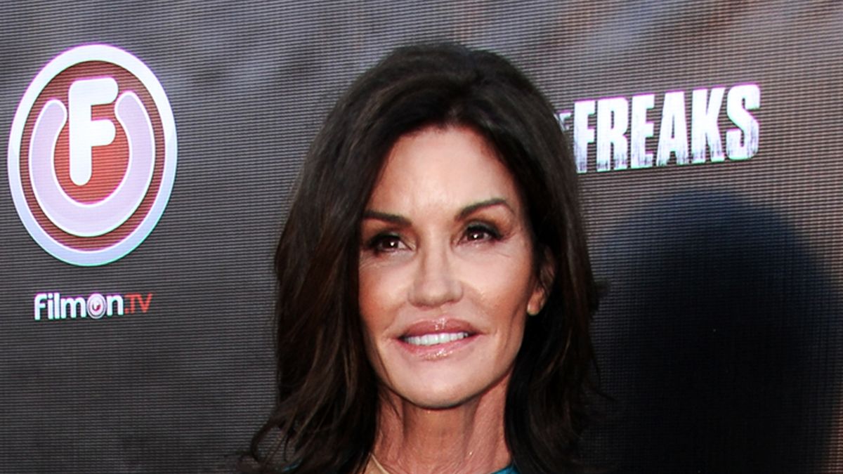Janice Dickinson dice que luchará contra el cáncer de mama