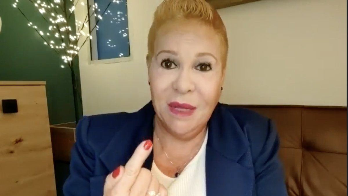 María Victoria Gil defiende a su hermano exministro de Economía: No ...