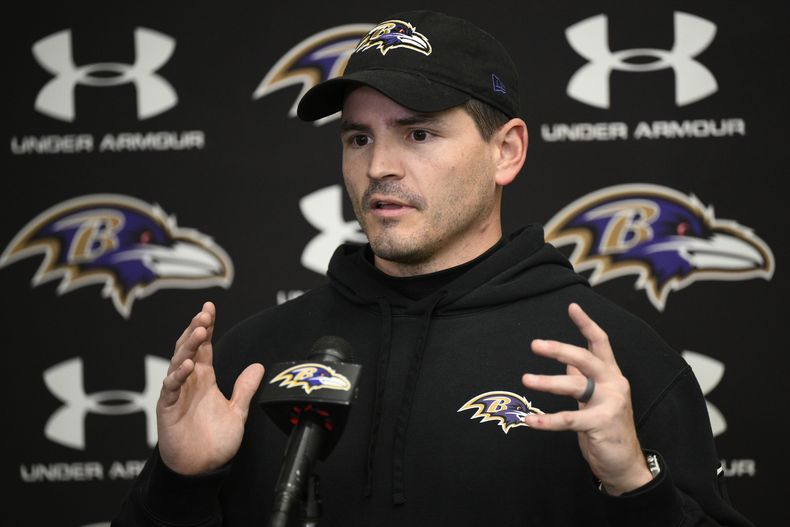 Seahawks contratan a Mike Macdonald, coordinador defensivo de Ravens ...