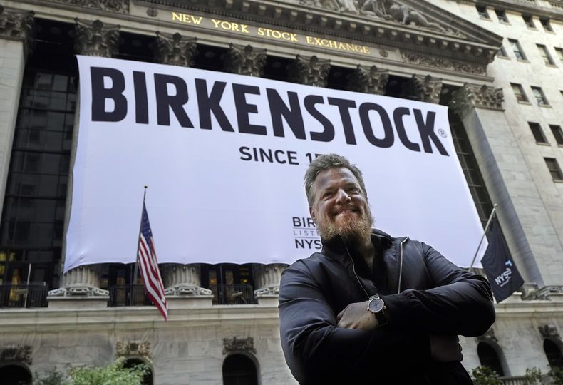 Birkenstock debuta en bolsa a 46 dólares por acción