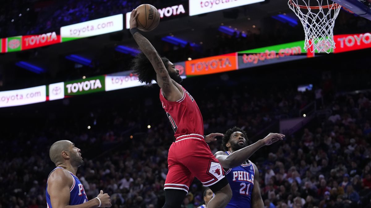 White anota 24 por Bulls, que cortan racha de 6 triunfos de 76ers